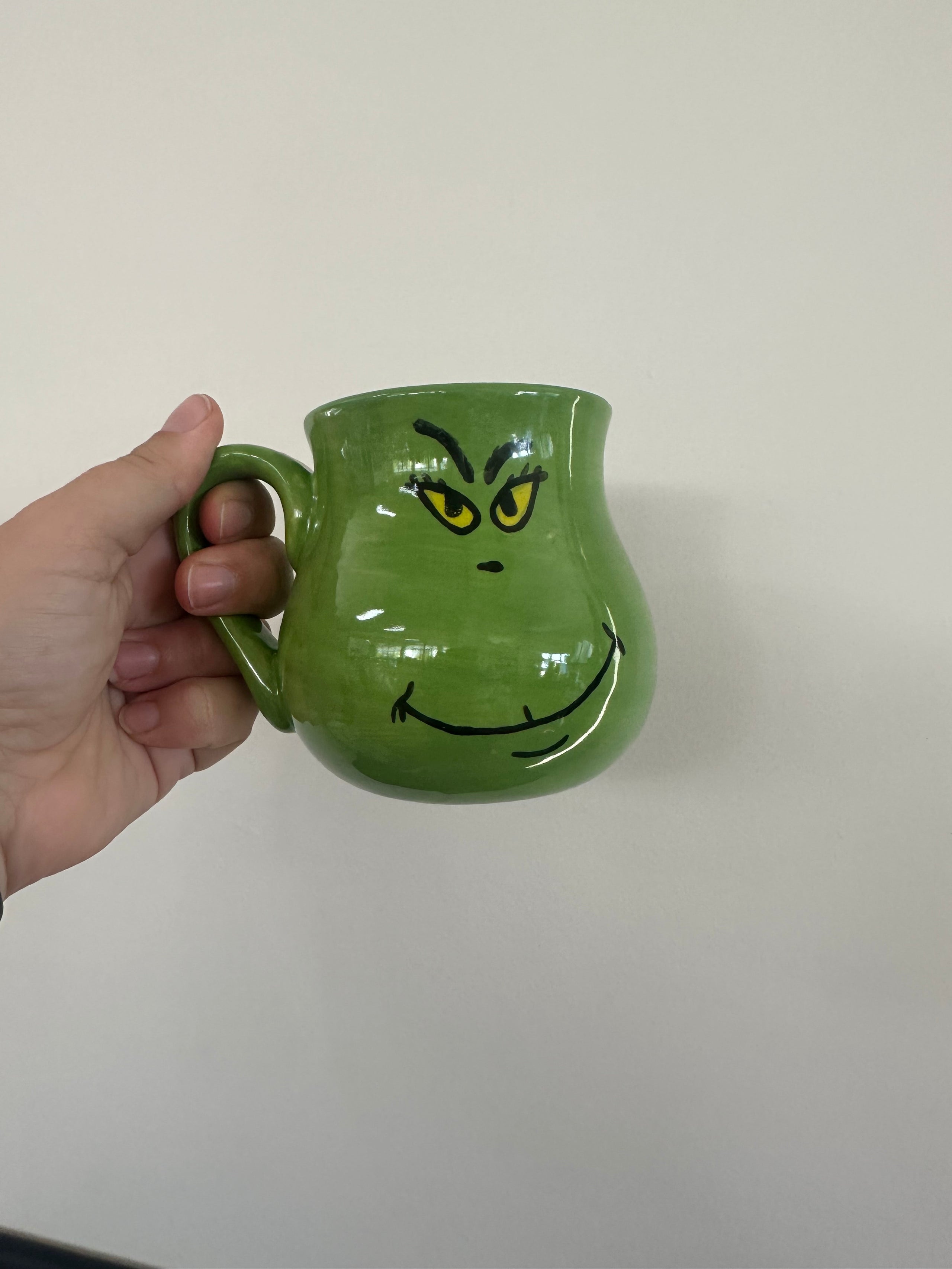 Grinch Mug and Glitter Bauble | The Craft Haven